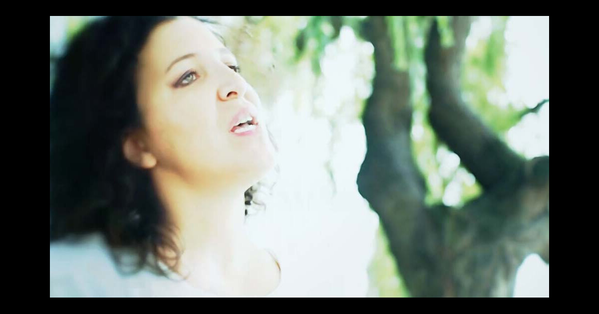 Lena Ka : Un come-back déchirant sur fond de 11 septembre - Purepeople