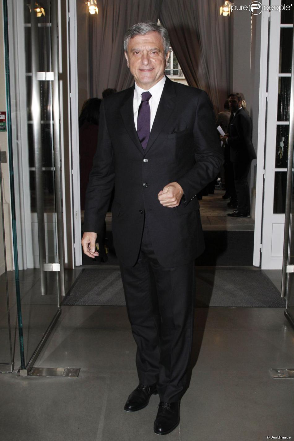 Le président du groupe Dior, Sidney Toledano, au défilé haute couture à ...