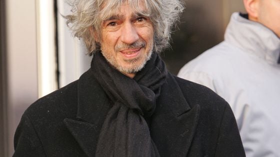 Vidéos de Louis Bertignac - Page 2 - Purepeople