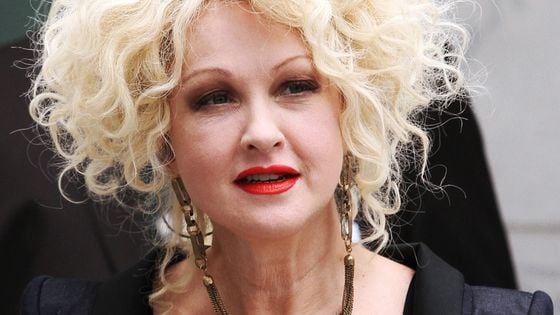Cyndi Lauper - Ode (Purepeople)
