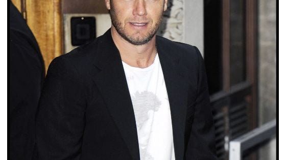 Gary Barlow - Ode (Purepeople)