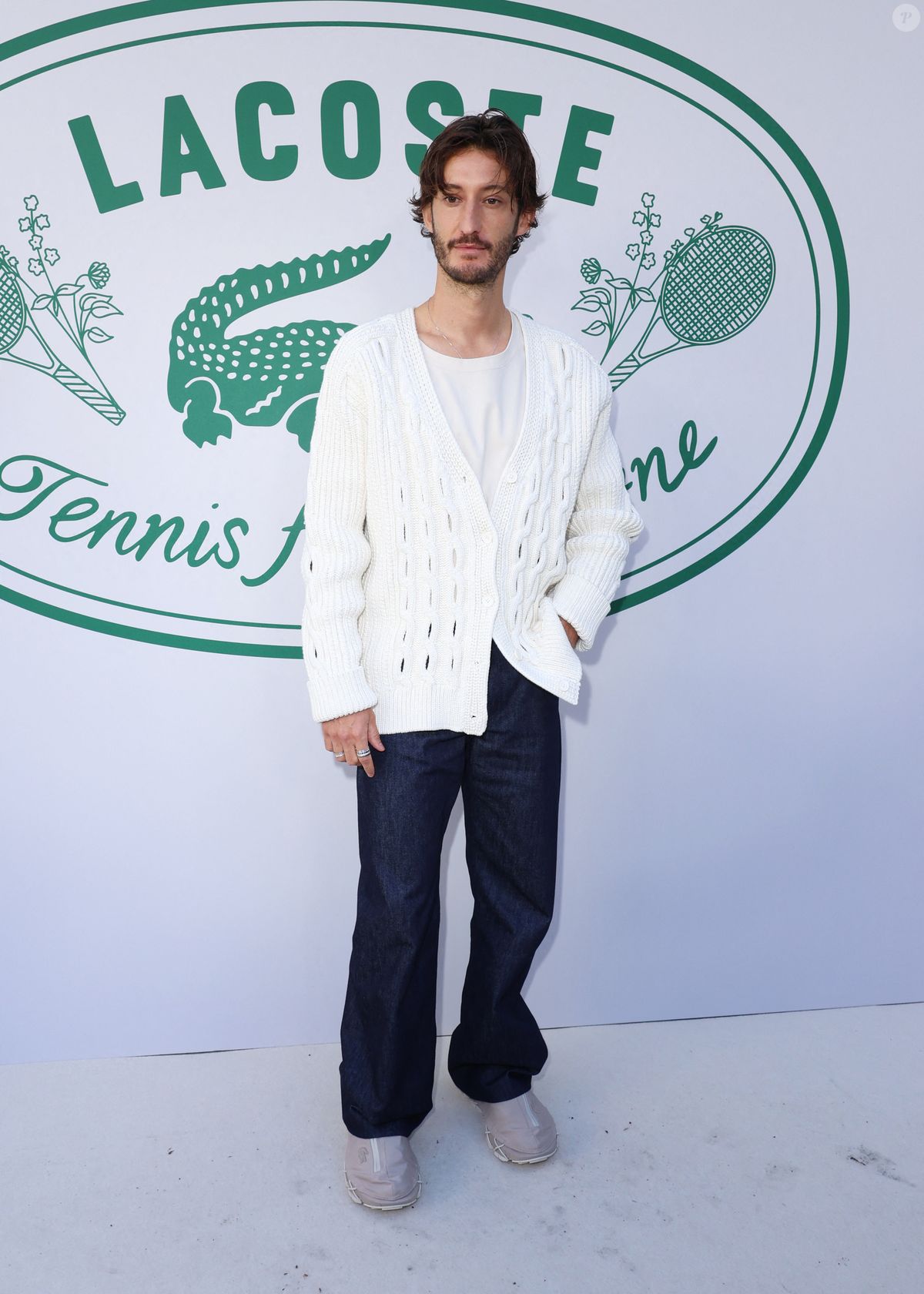 Photo : Pierre Niney au photocall du défilé Lacoste Collection Femme ...