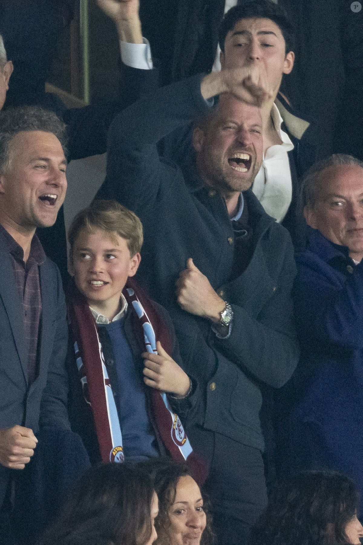 Photo : Le prince William, prince de Galles, et son fils, le prince ...