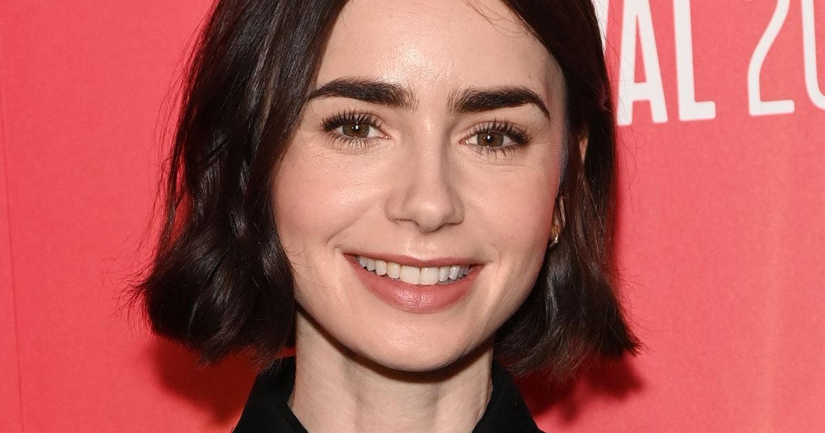 Lily Collins maman : la star d'Emily in Paris dévoile une photo de son ...