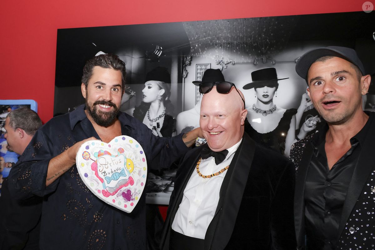 Photo : Artus, Ludovic Boul, Philippe Shangti, lors de la présentation ...