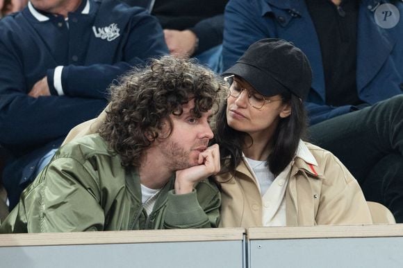 Ils étaient passés inaperçus... La nièce d'une star de l'humour et son ...