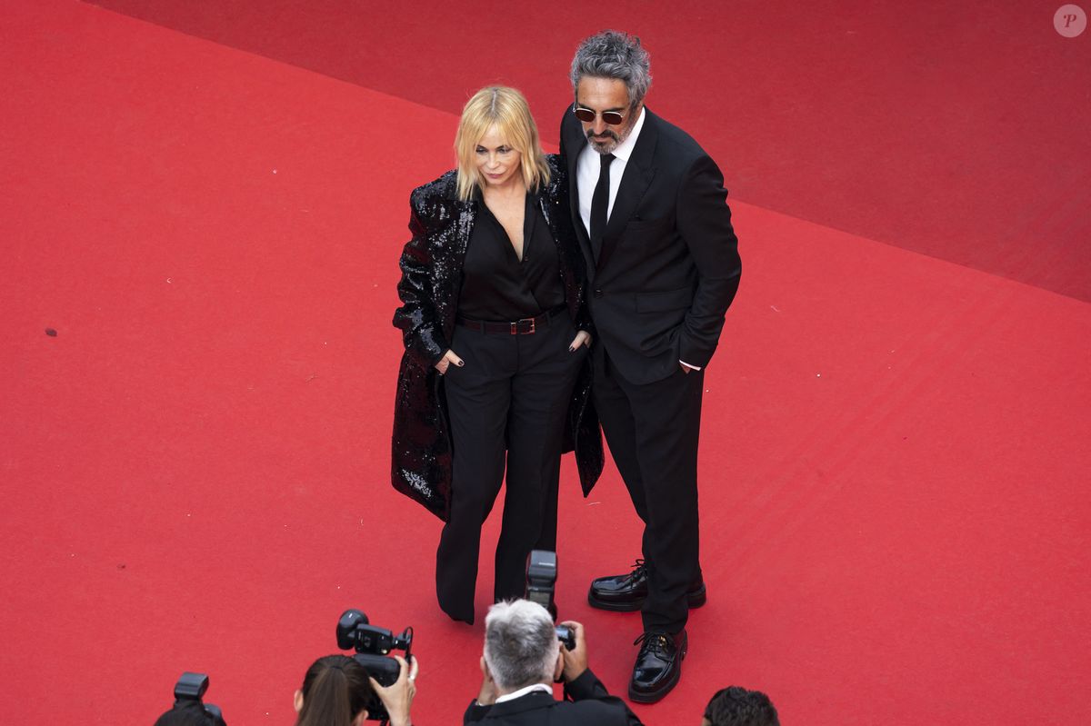 Photo : Emmanuelle Béart et son mari Frédéric Chaudier - Montée des ...