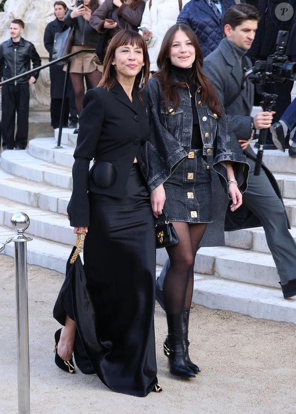 Photo : Sophie Marceau et sa fille Juliette Lemley au défilé ...