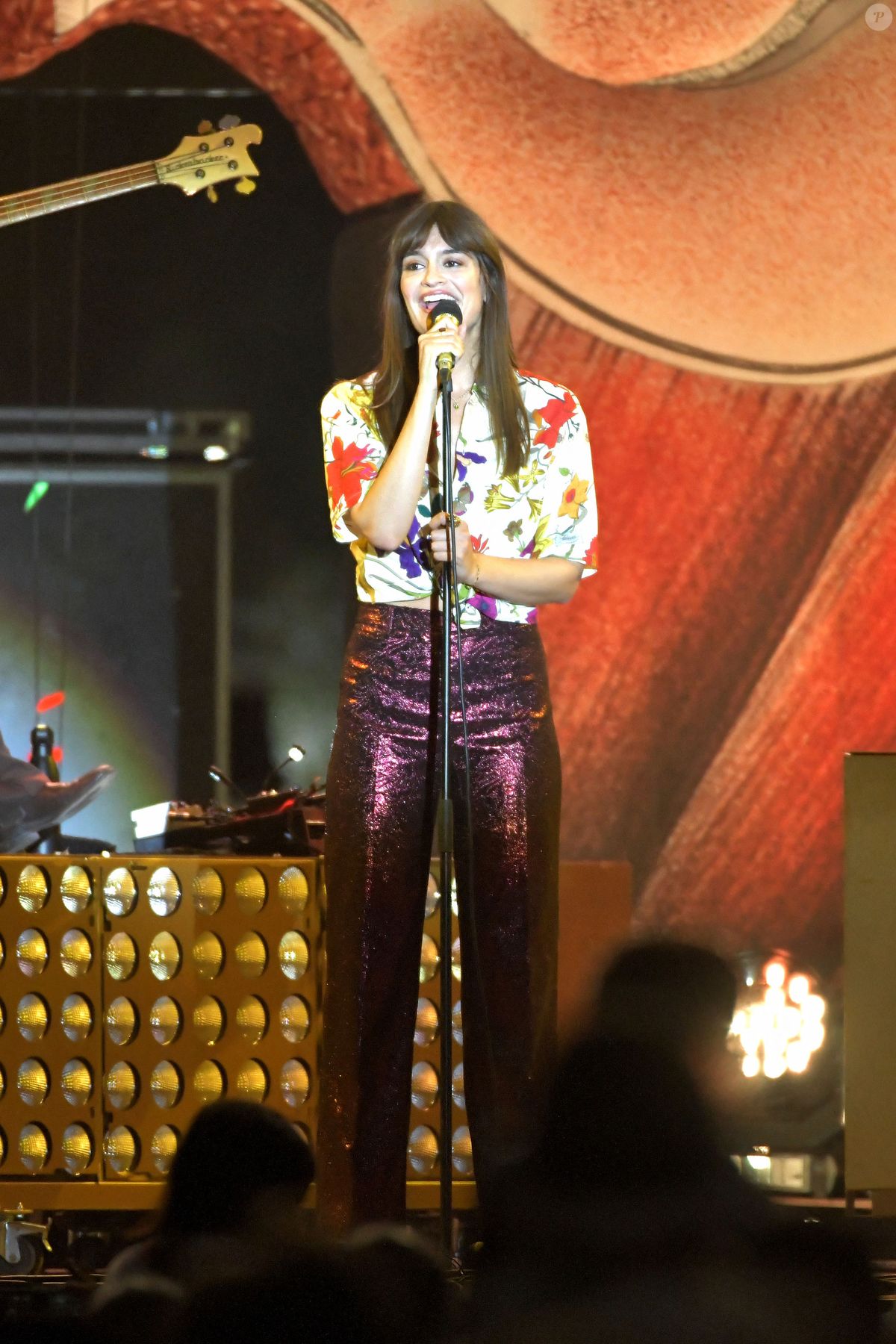 Photo : Clara Luciani en concert au Nice Jazz Festival 2022 sur la ...