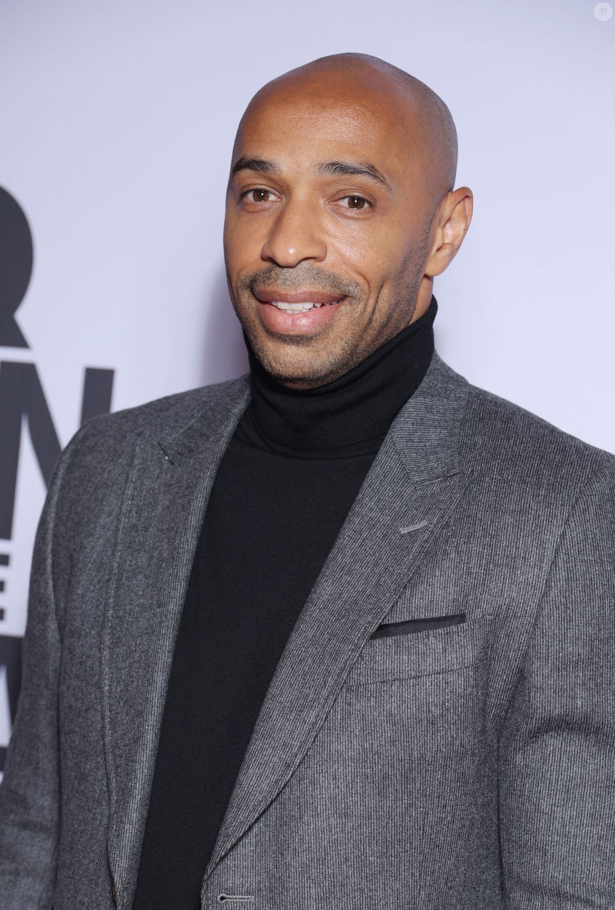 Photo : “Voir mes enfants admirer la statue, ça rend la chose spéciale ...