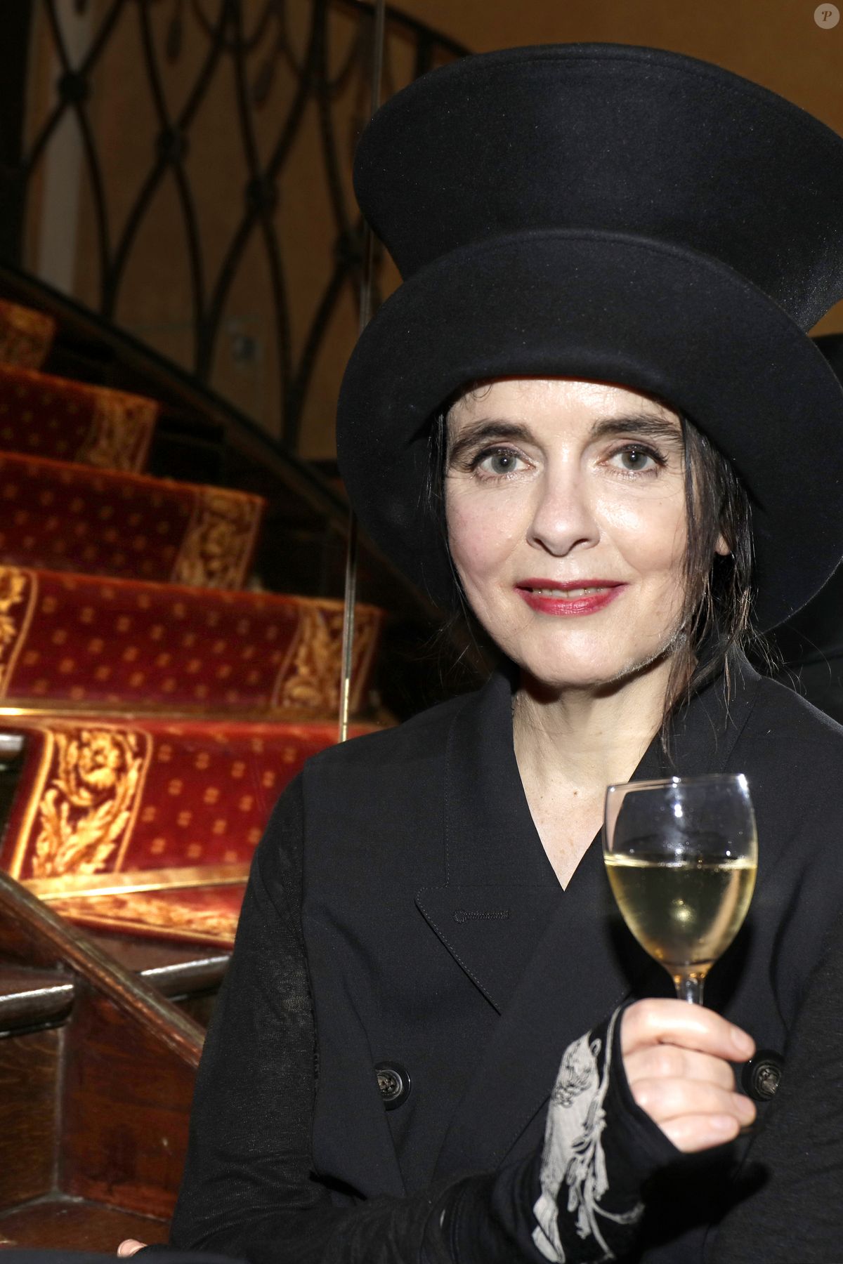 Photo : Portrait de Amélie Nothomb le 11 avril 2018. © Cédric Perrin ...