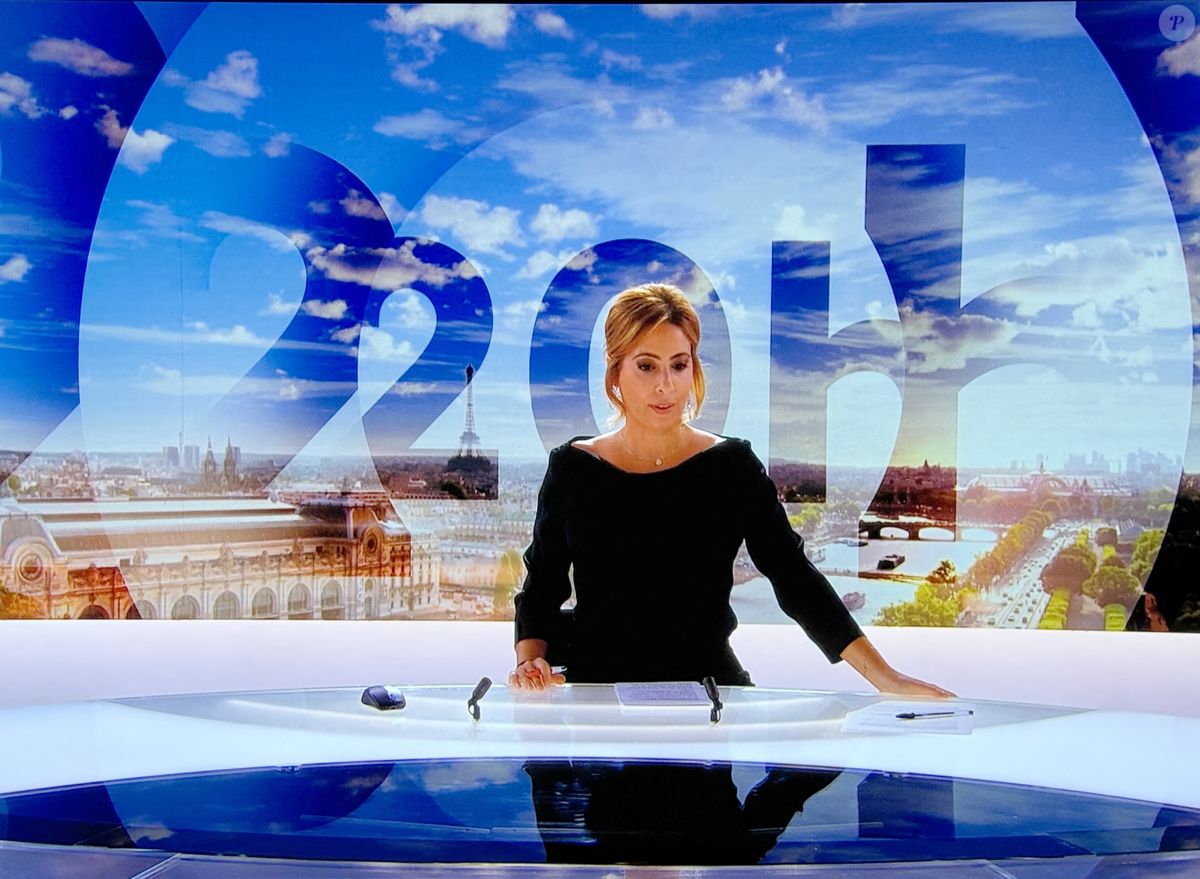 Photo : Captures d'écran - Léa Salamé présente son premier journal de ...