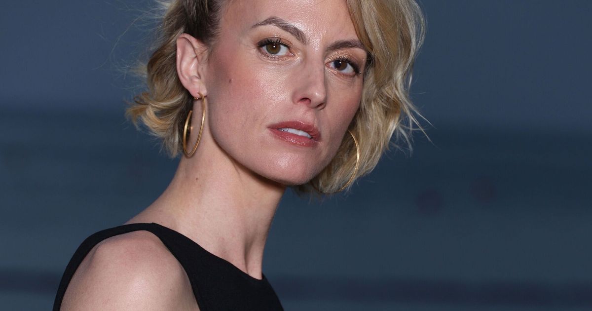 Sara Mortensen : Maison au bout d'"un chemin paumé" en France, chalet ...