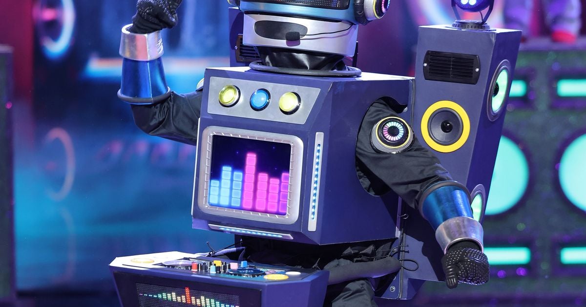 Mask Singer 8 : Bye bye le DJ, son aventure s'arrête juste avant la ...