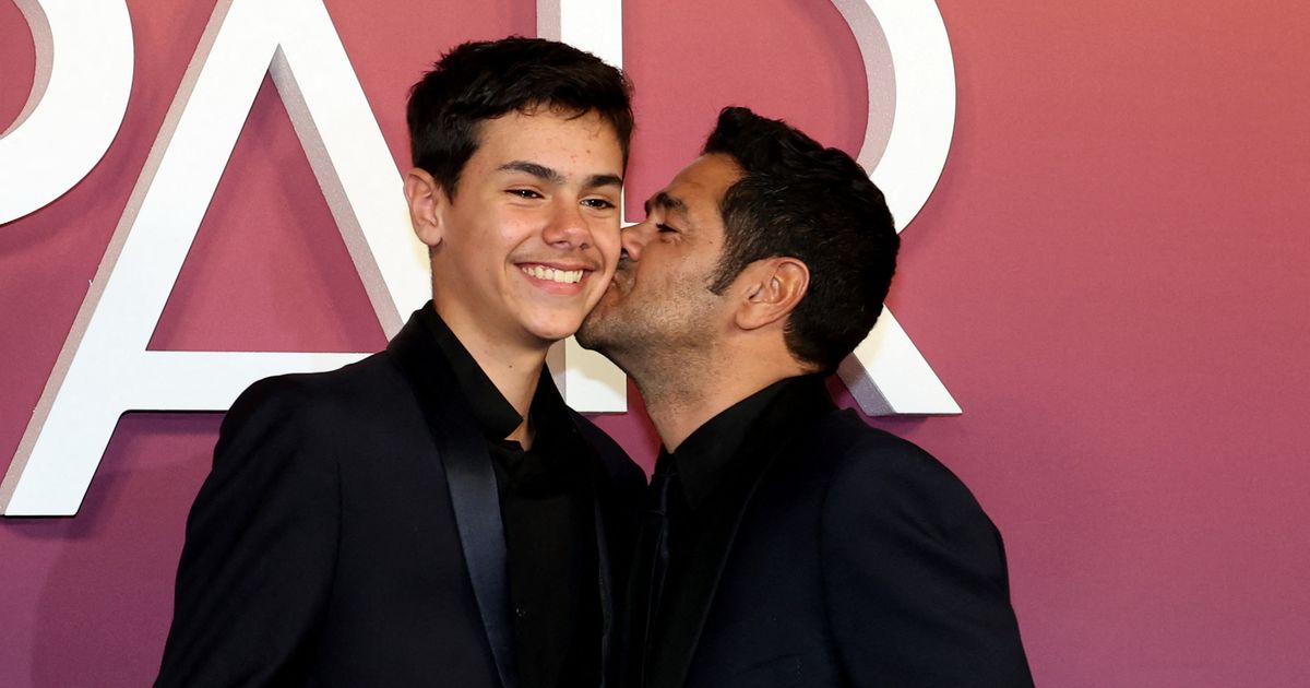 Jamel Debbouze fête ses 50 ans ! Sa femme Mélissa Theuriau et leur fils ...