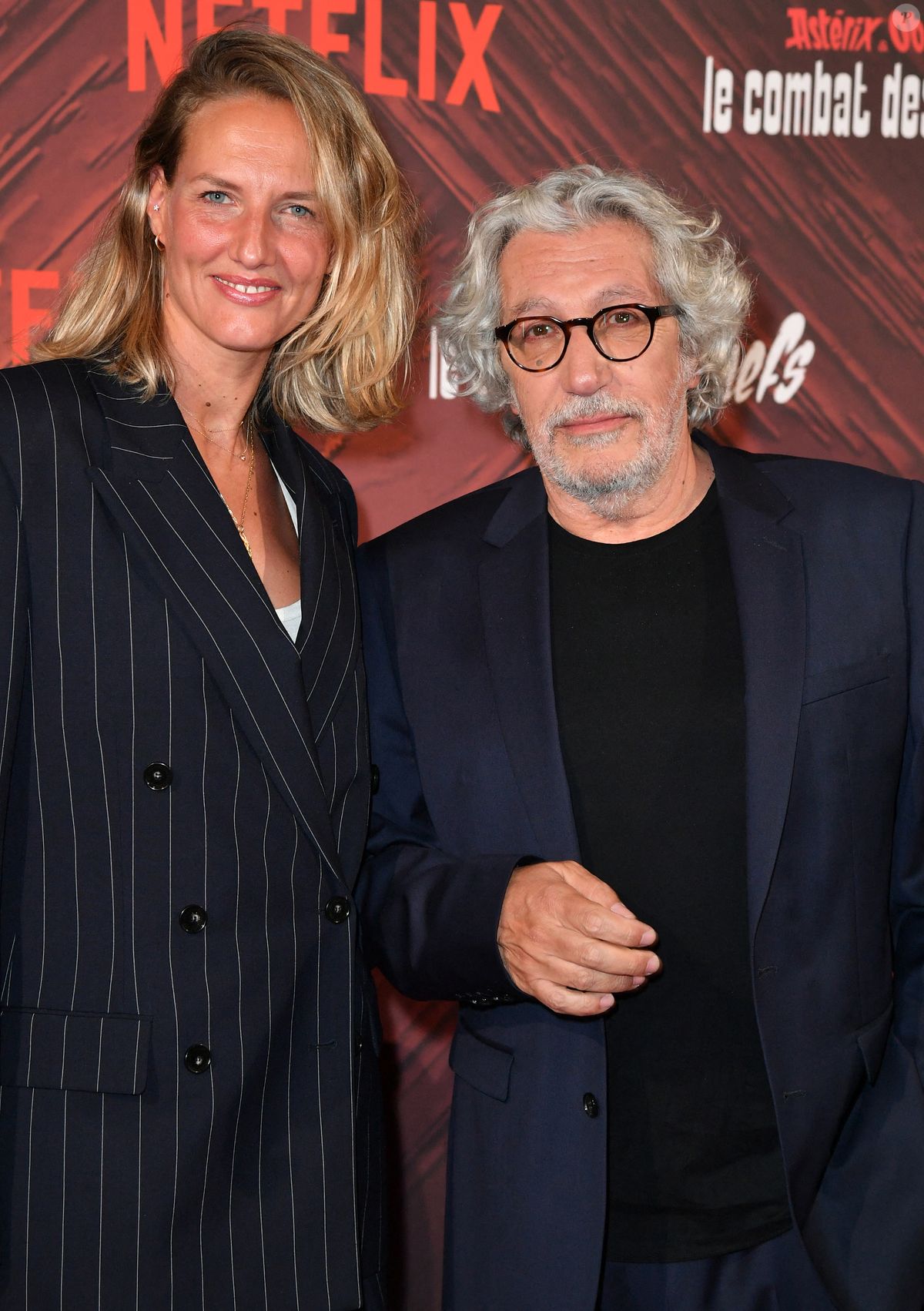 Photo : Tiara Comte et son mari Alain Chabat - Photocall de la série ...