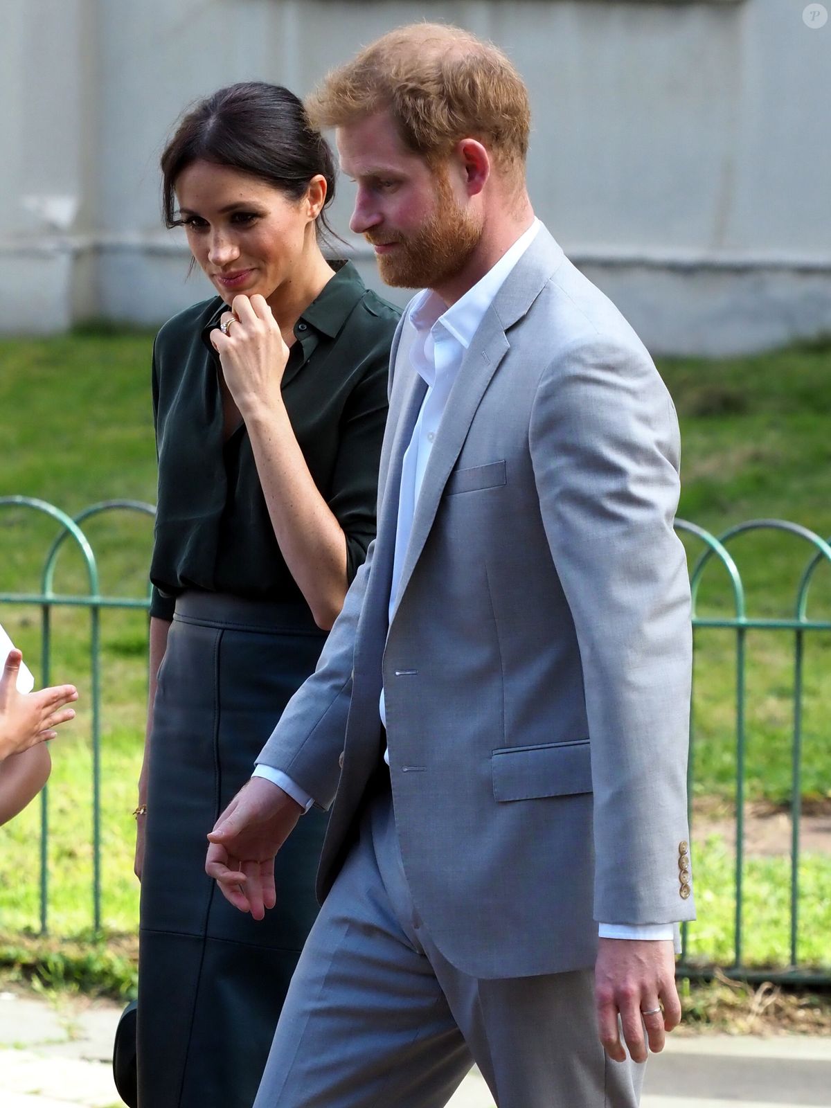 Photo : Sur un coin de table, une photo privée des Sussex, envoyée à l ...
