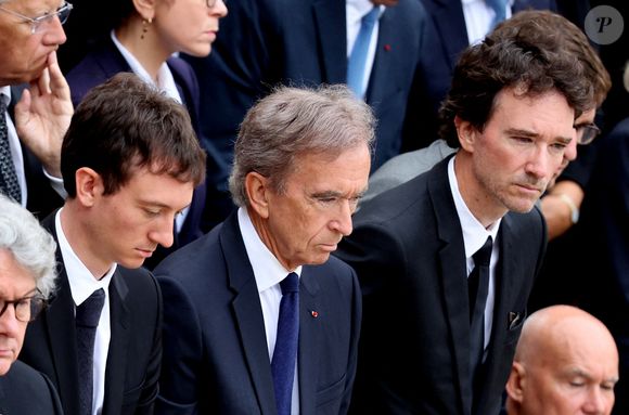 Bernard Arnault : À tout juste 30 ans, son fils Frédéric prend la tête ...