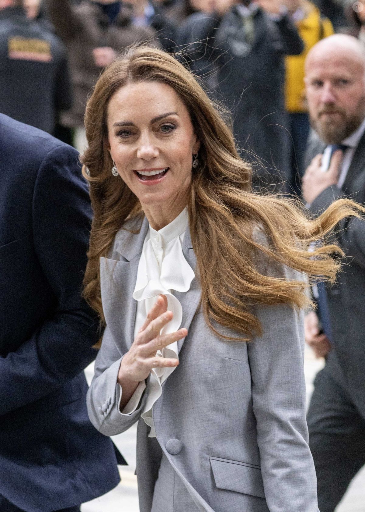 Photo : Kate Middleton assiste au Sommet sur l'avenir du travail ...