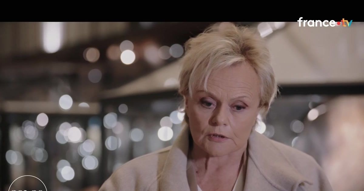 "Ils m'ont flinguée" : abandonnée pendant des années, Muriel Robin n'a ...