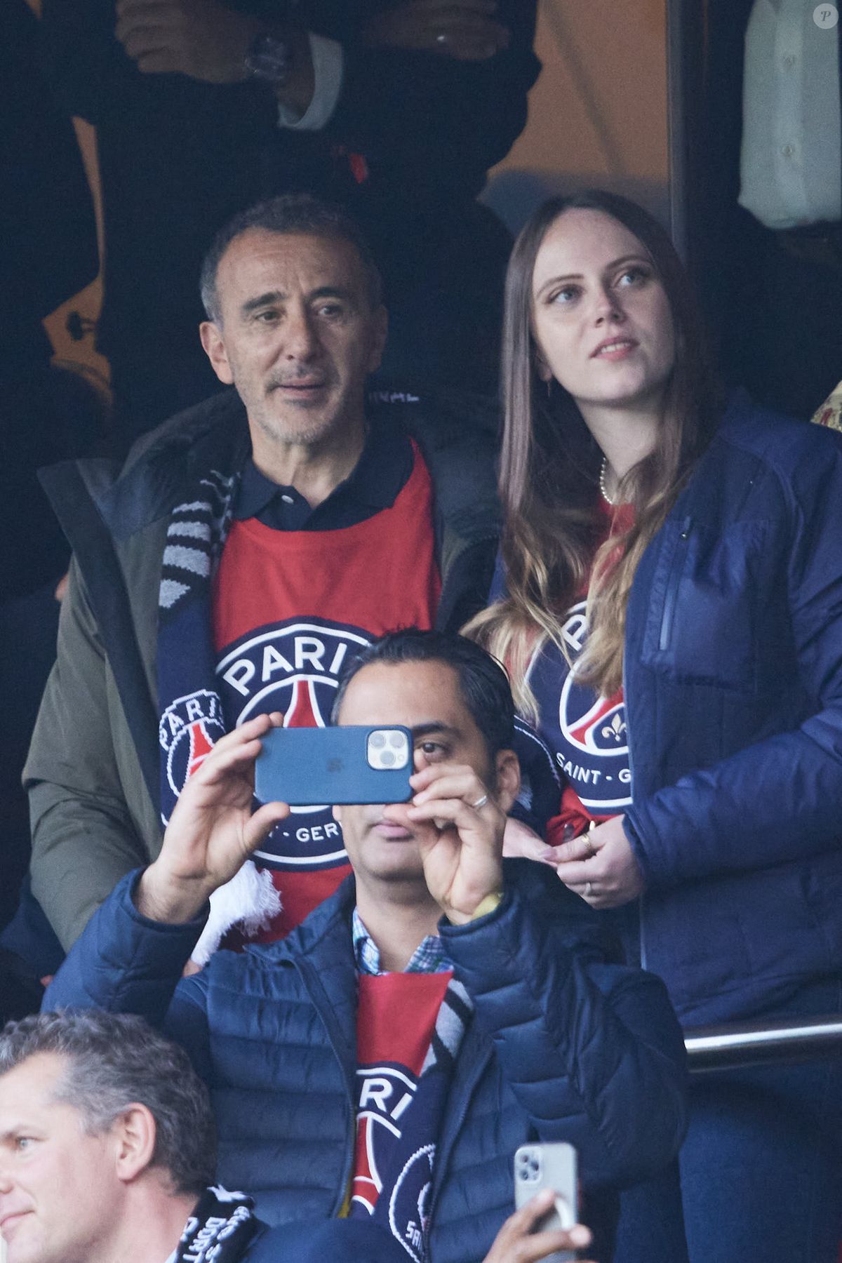 Photo : L'humoriste a en effet annoncé que sa compagne, prénommée Aude ...