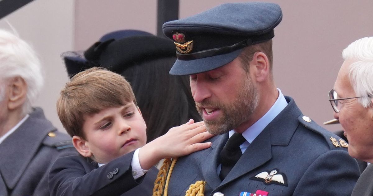 Ce geste du prince Louis envers son père le prince William attire tous ...