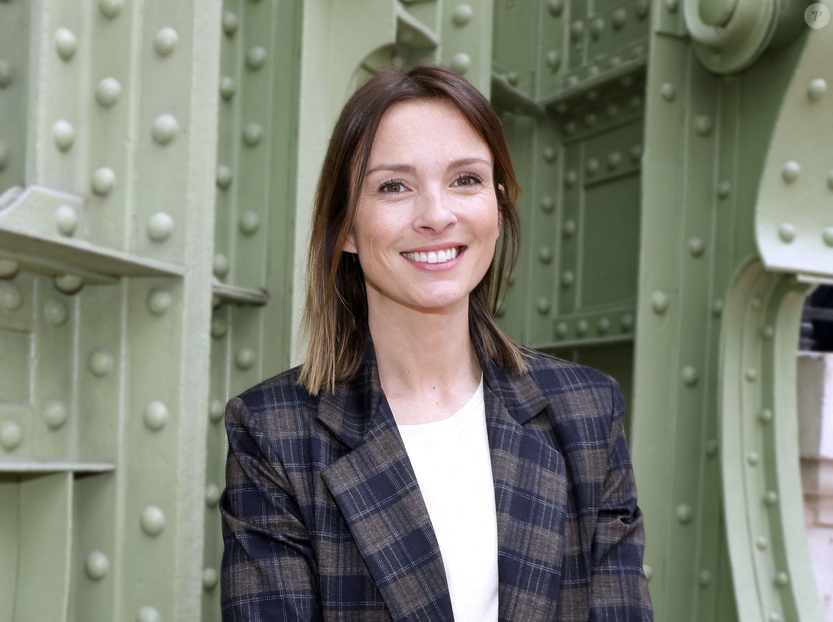 Photo : Isabelle Ithurburu va remplacer Jacques Legros sur TF1 Isabelle ...