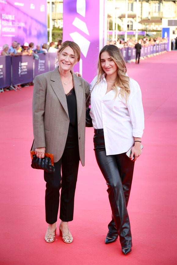 Daniela Lumbroso bientôt grand-mère ! Découvrez qui est son mari, un ...