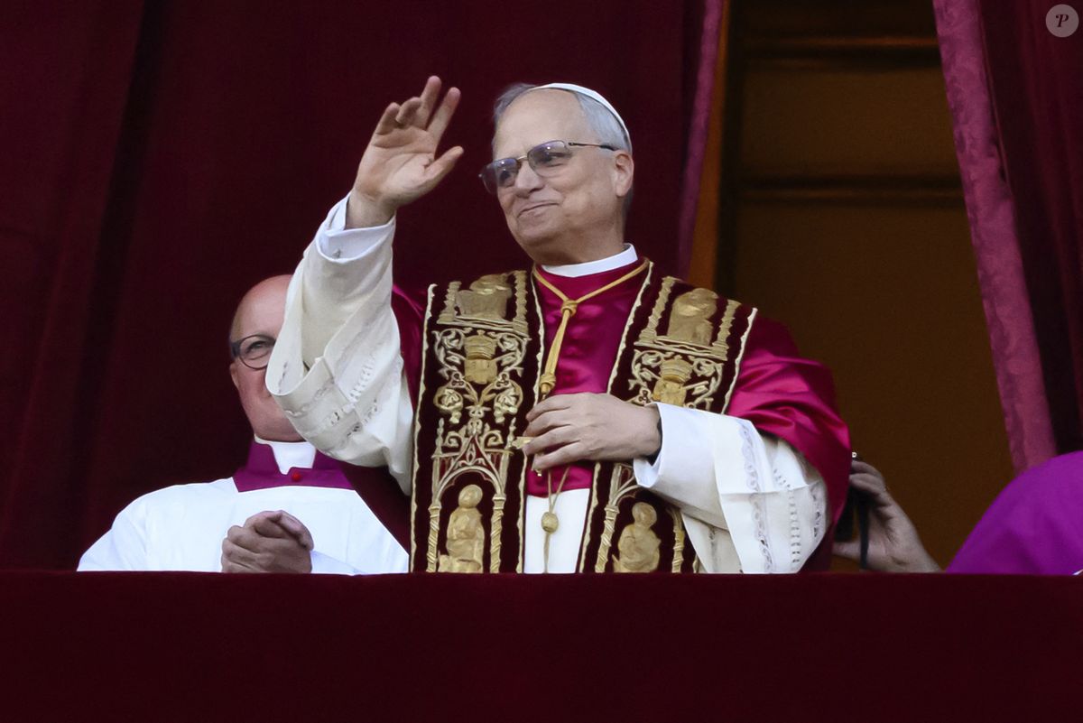 Photo : L'Américain Robert Francis Prevost est le nouveau pape, Léon ...