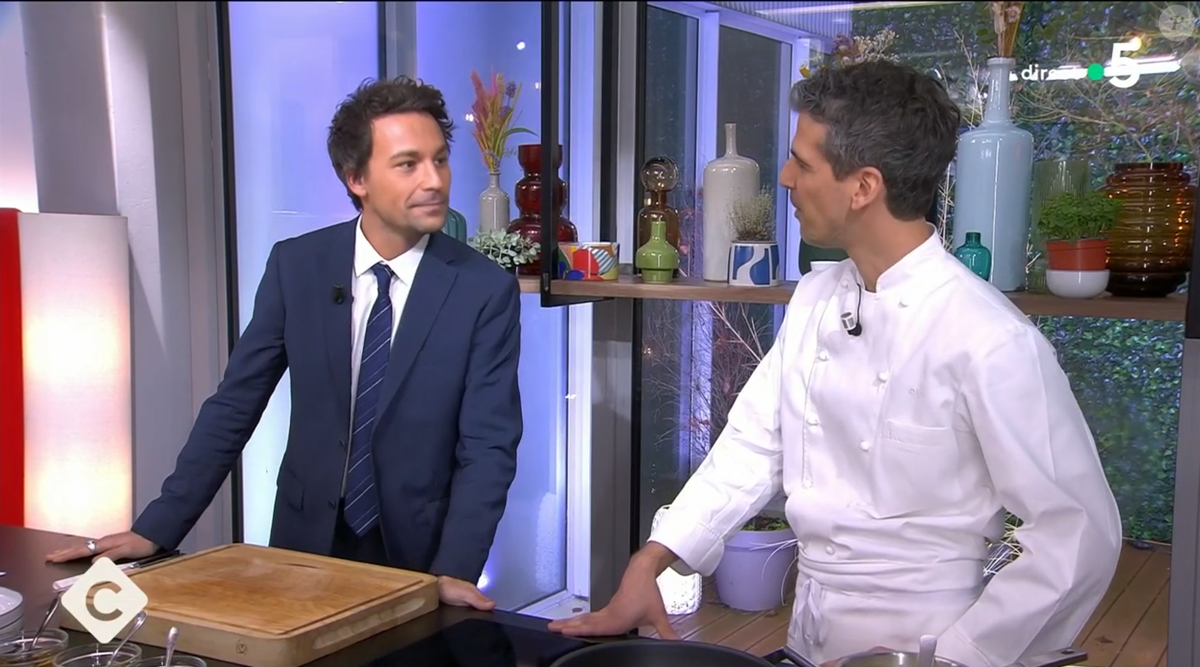 Photo : Bertrand Chameroy de retour dans "C à Vous", capture France 5 - Purepeople
