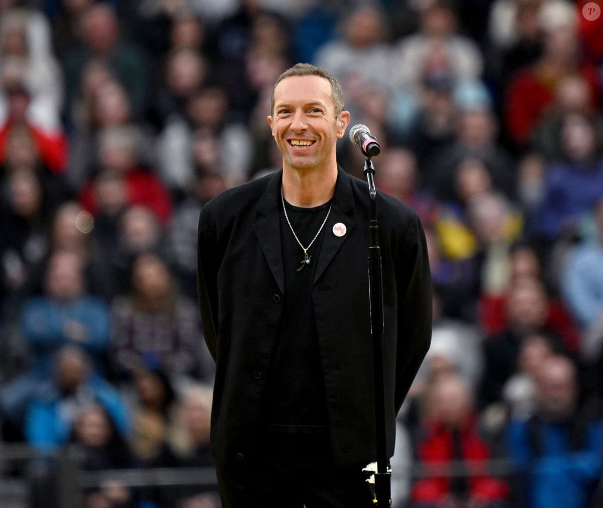 Photo : Le leader du groupe Coldplay a chanté durant la cérémonie ...