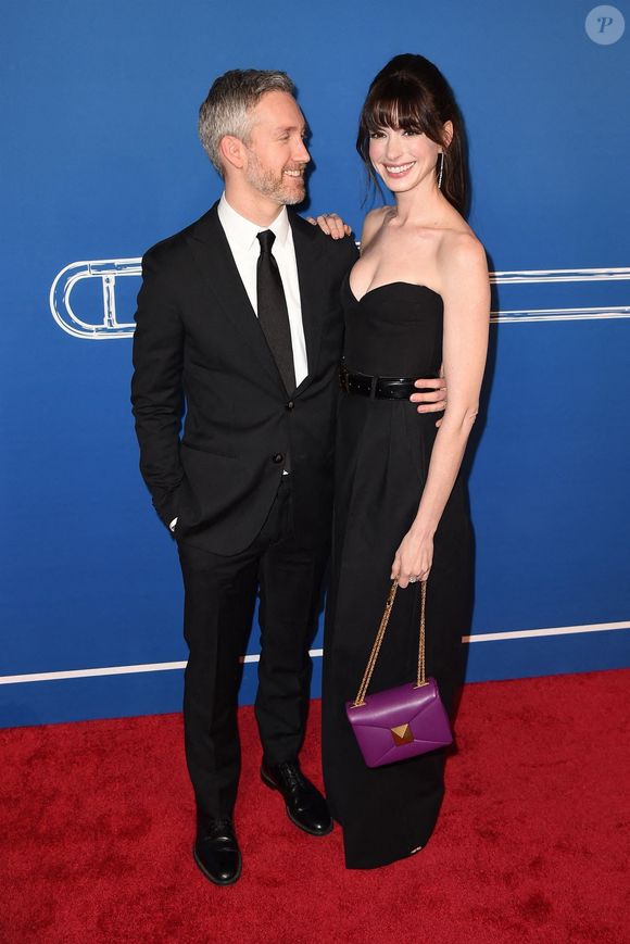 Anne Hathaway : découvrez les bijoux de luxe de son mari, Adam Shulman ...