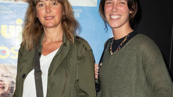 Photo : Sandrine Quetier lors de la séance photo pour et avec la pièce ...