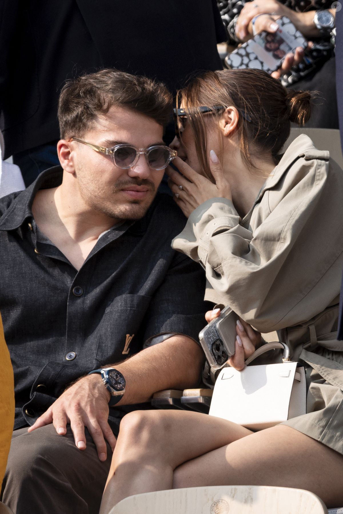 Photo : Antoine Dupont et sa compagne Iris Mittenaere en tribunes lors ...