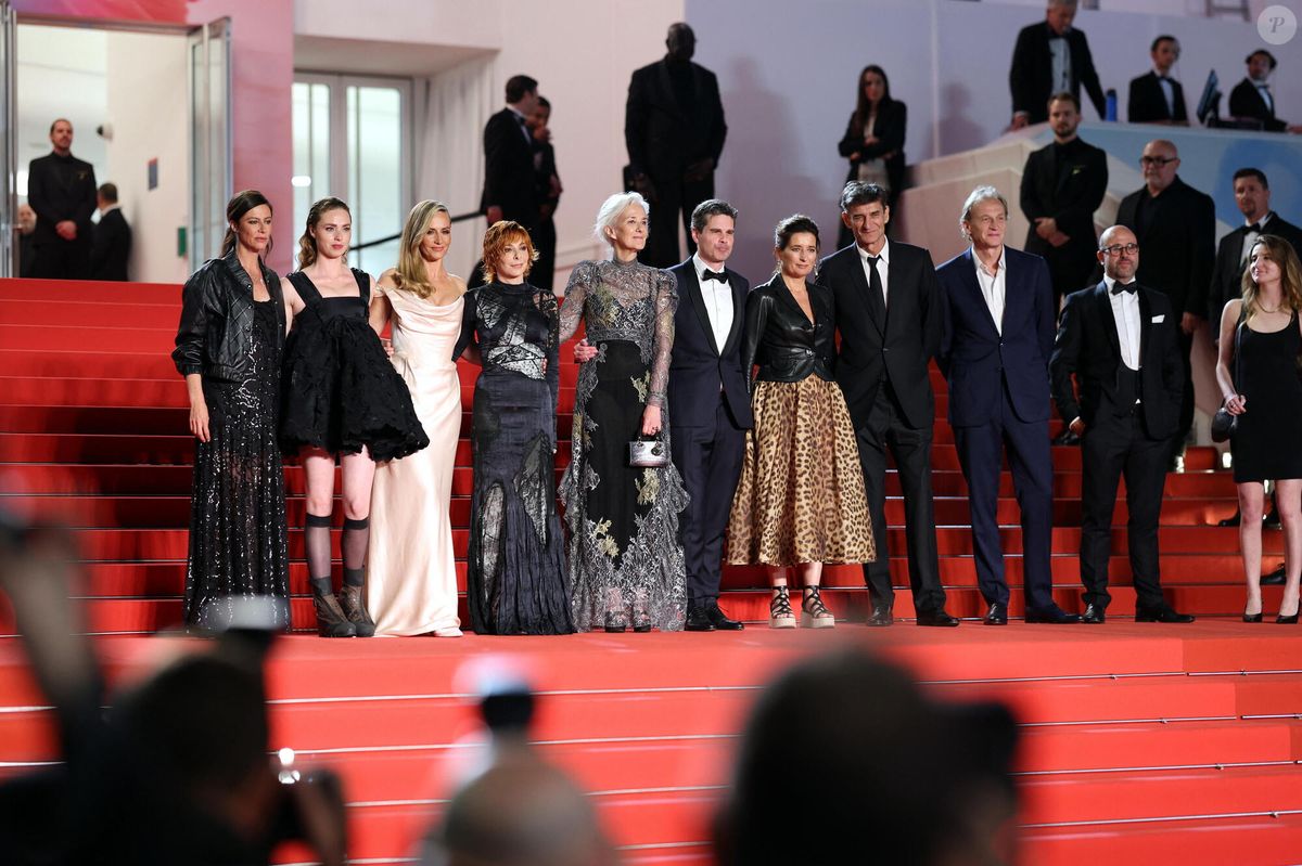 Photo : Une grande partie du casting a répondu présent pour l'événement ...