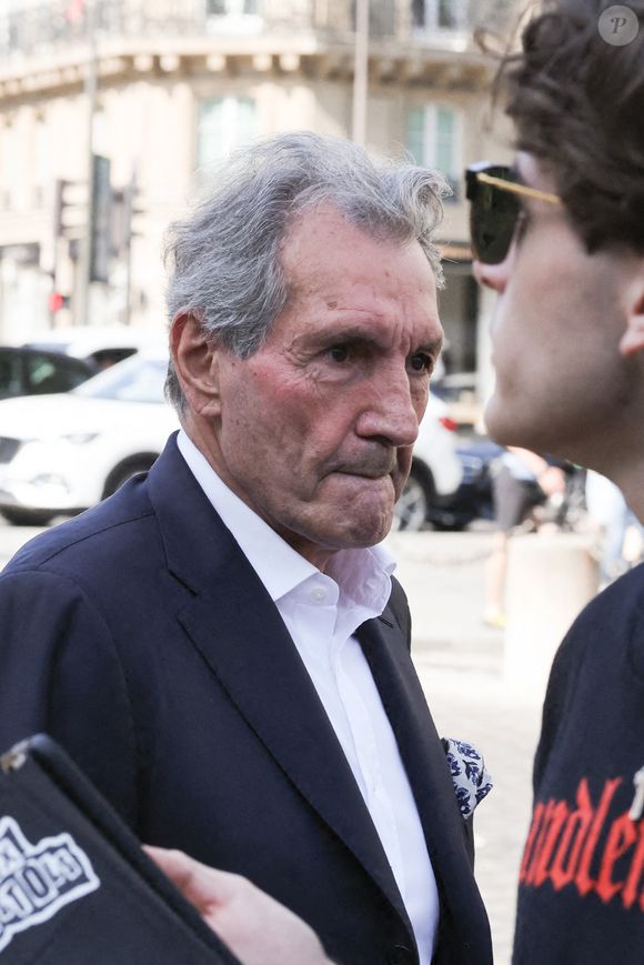 Photo : Jean-Jacques Bourdin - Arrivées aux obsèques de Philippe Labro ...