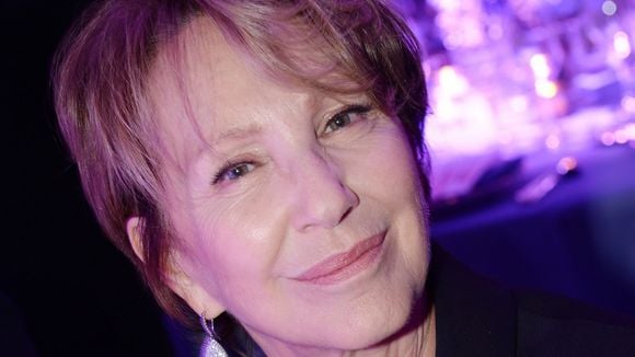Photo : Valérie Lemercier - Sorties des obsèques de Nathalie Baye en l ...