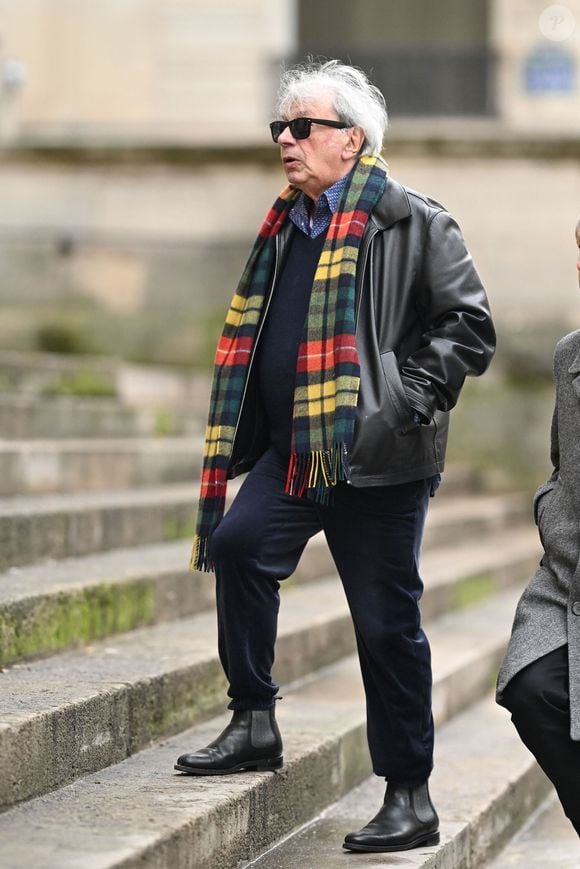 Photo : Hervé Vilard aux obsèques Georgette Lemaire en l'église Saint ...