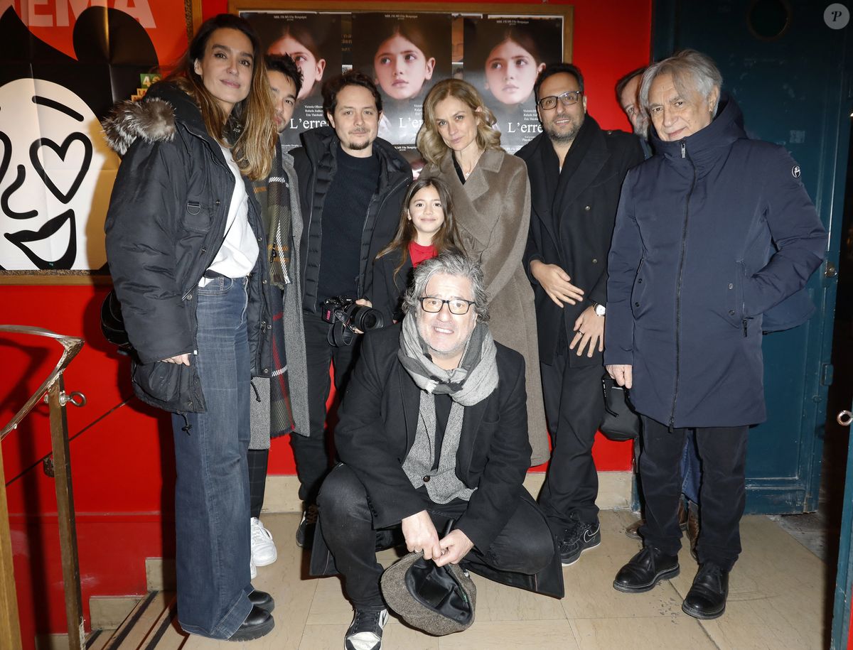 Photo : Victoria Olloqui, Rafaela Joubert et Eric Théobald étaient ...