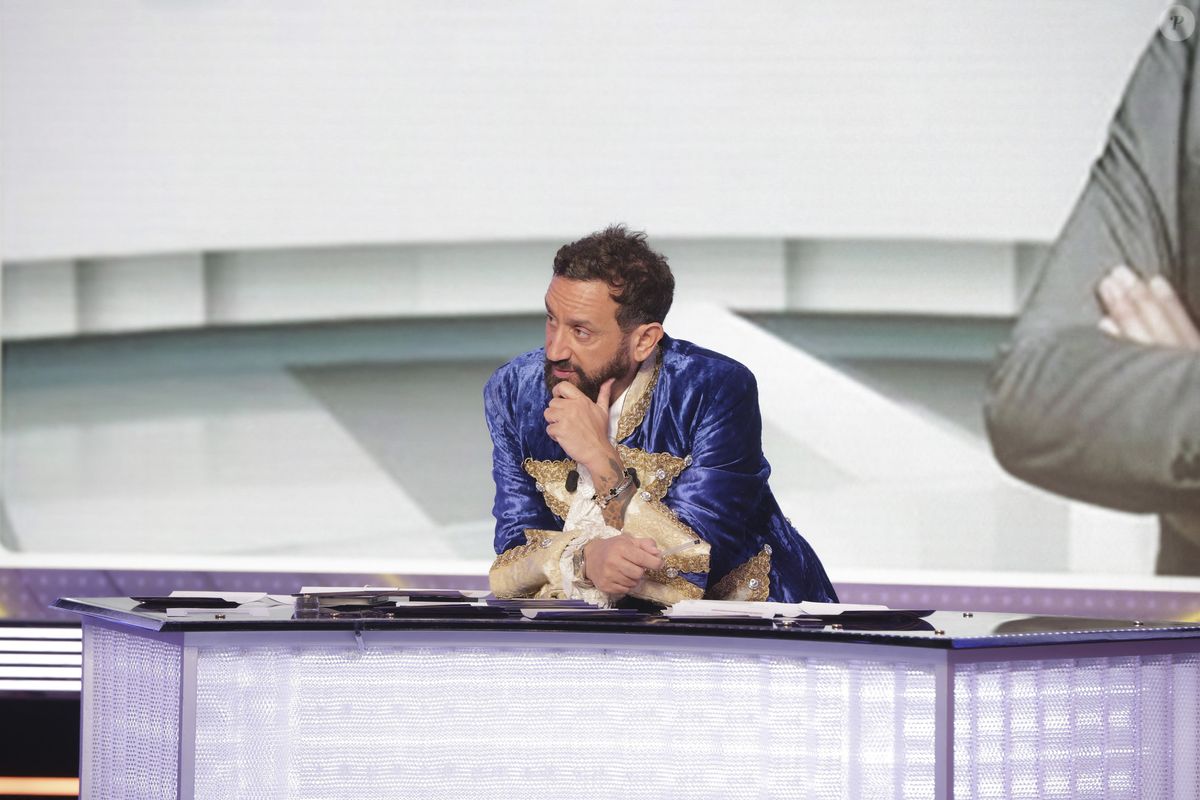 Photo : Exclusif - Cyril Hanouna sur le plateau de l’émission "Face à ...