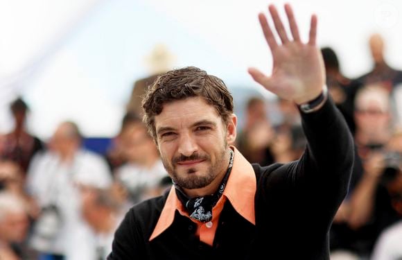 Virginie Efira, Niels Schneider révèle son geste bouleversant à Cannes ...