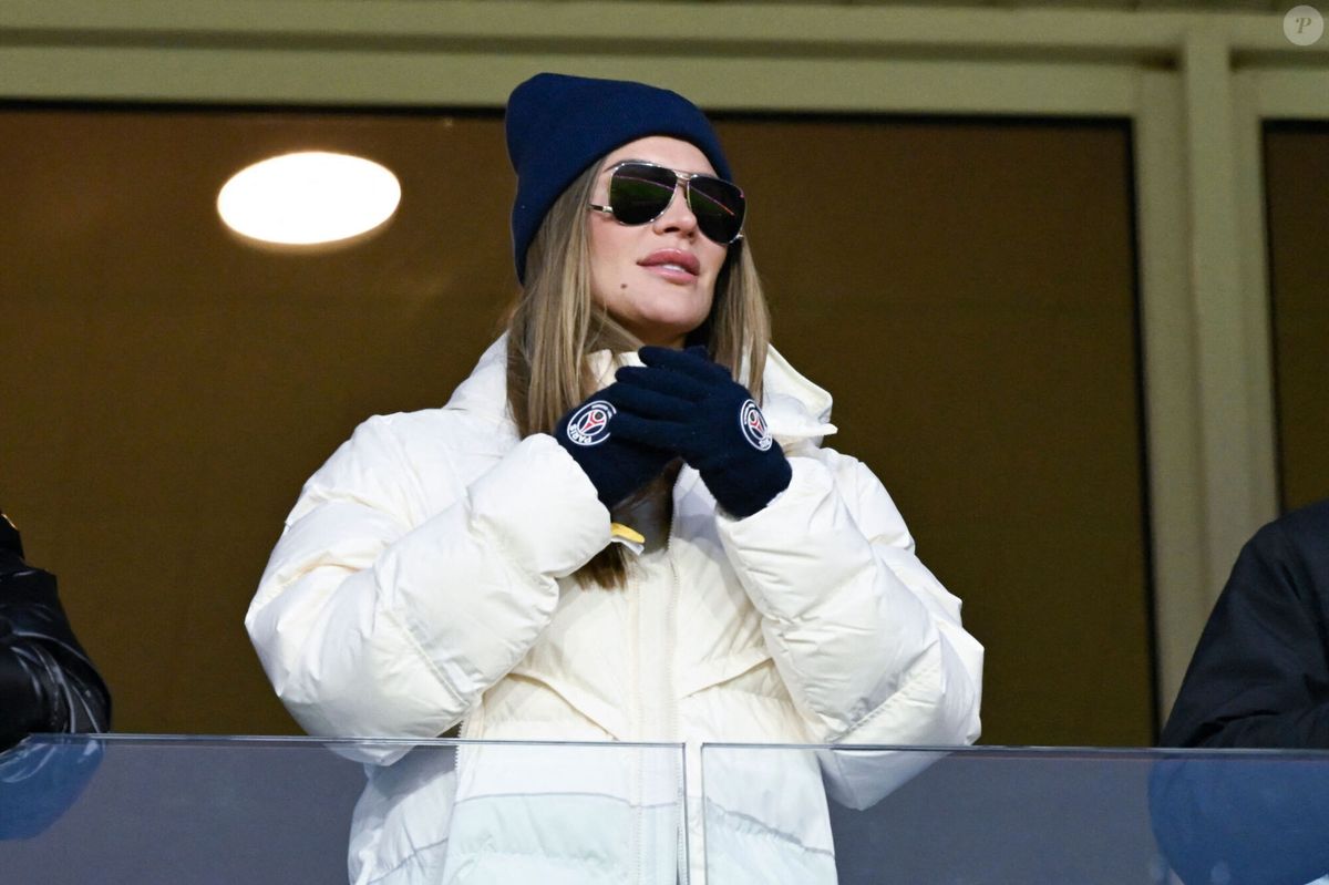 Photo : Victoria Triay au match entrele Paris Saint Germain et le RC ...
