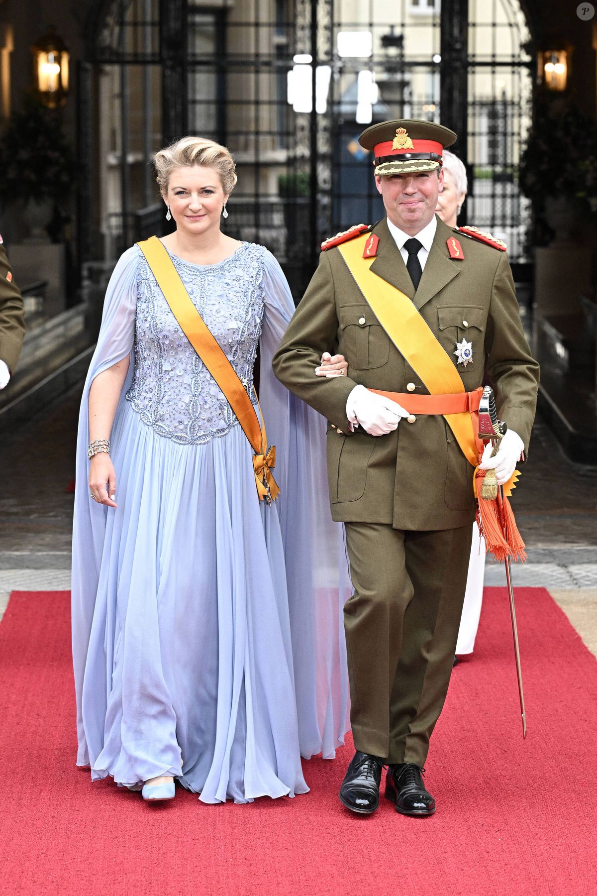 Photo : Le Grand-Duc Guillaume et la Grande-Duchesse Stéphanie arrivent ...