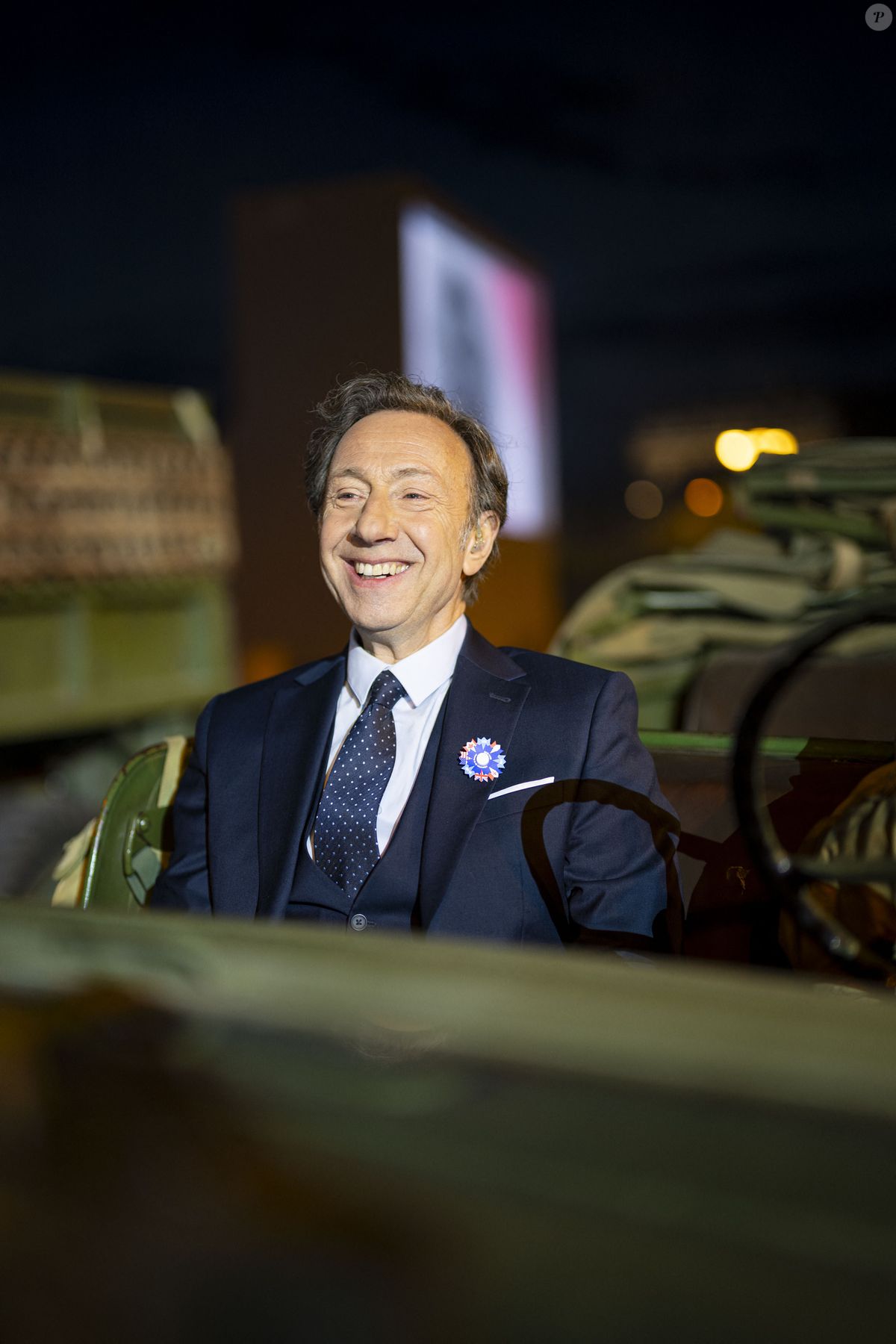 Photo : En revanche, Stéphane Bern ne veut pas voir la Suède triompher ...