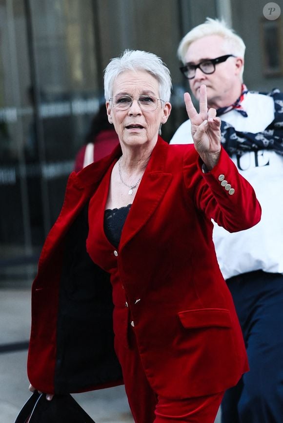 Photo : Jamie Lee Curtis à la sortie du Virgin Radio à Londres, au ...