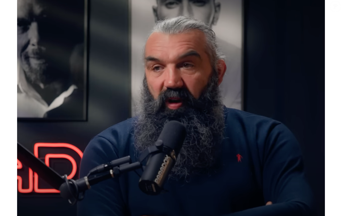 Vidéo : Dans une vidéo publiée sur la chaîne YouTube Paradox le 27 ...