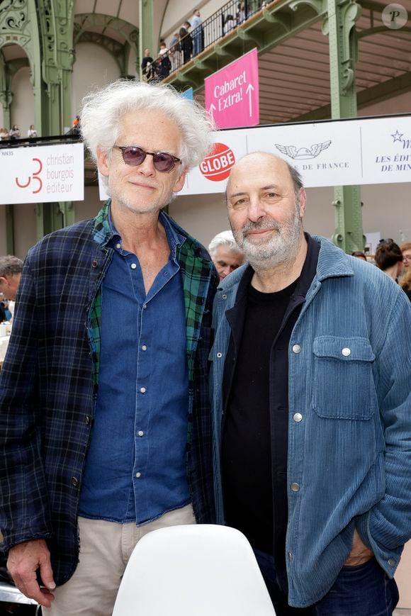Cannes en famille, Julie Gayet rayonne avec son fils Ezéchiel, sosie de ...
