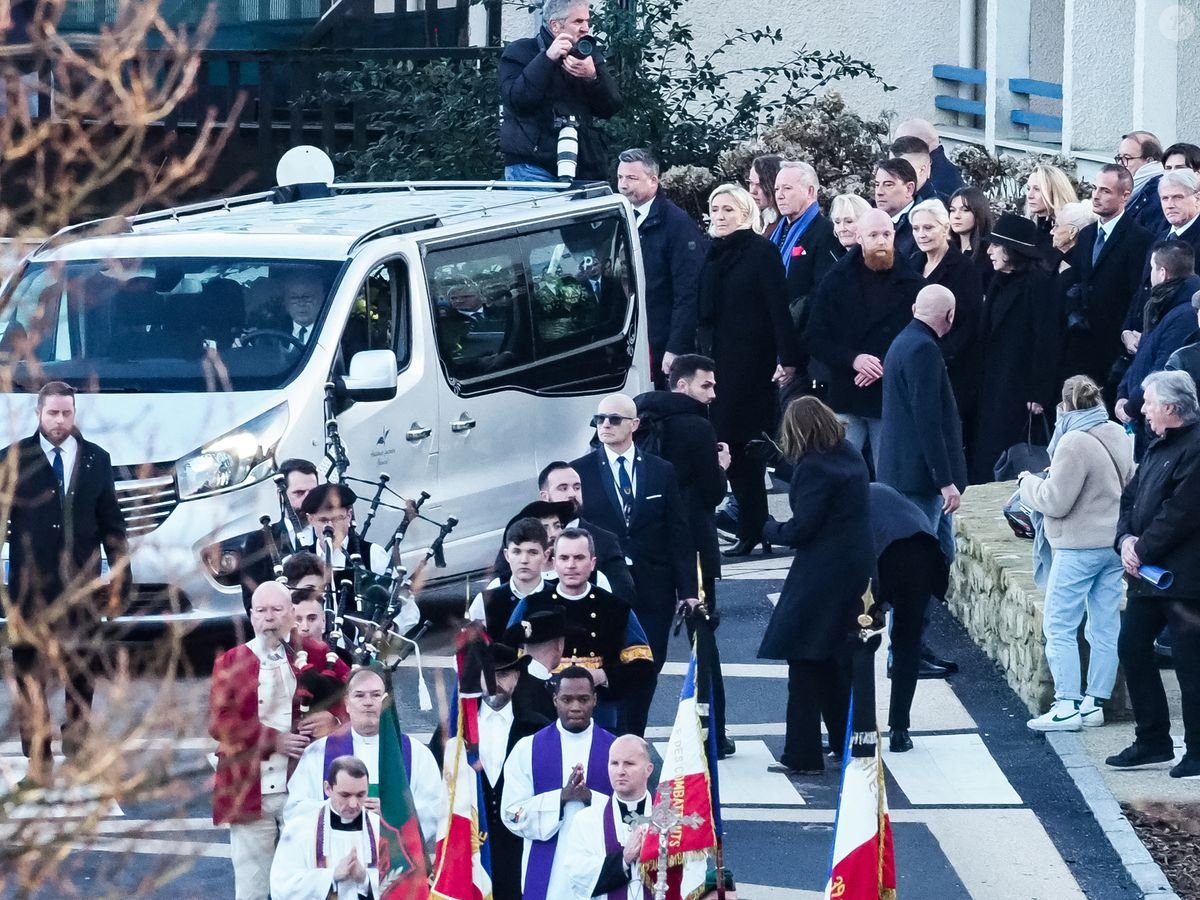 Photo : L'homme politique était né en 1928 à La Trinité-sur-Mer, où sa ...