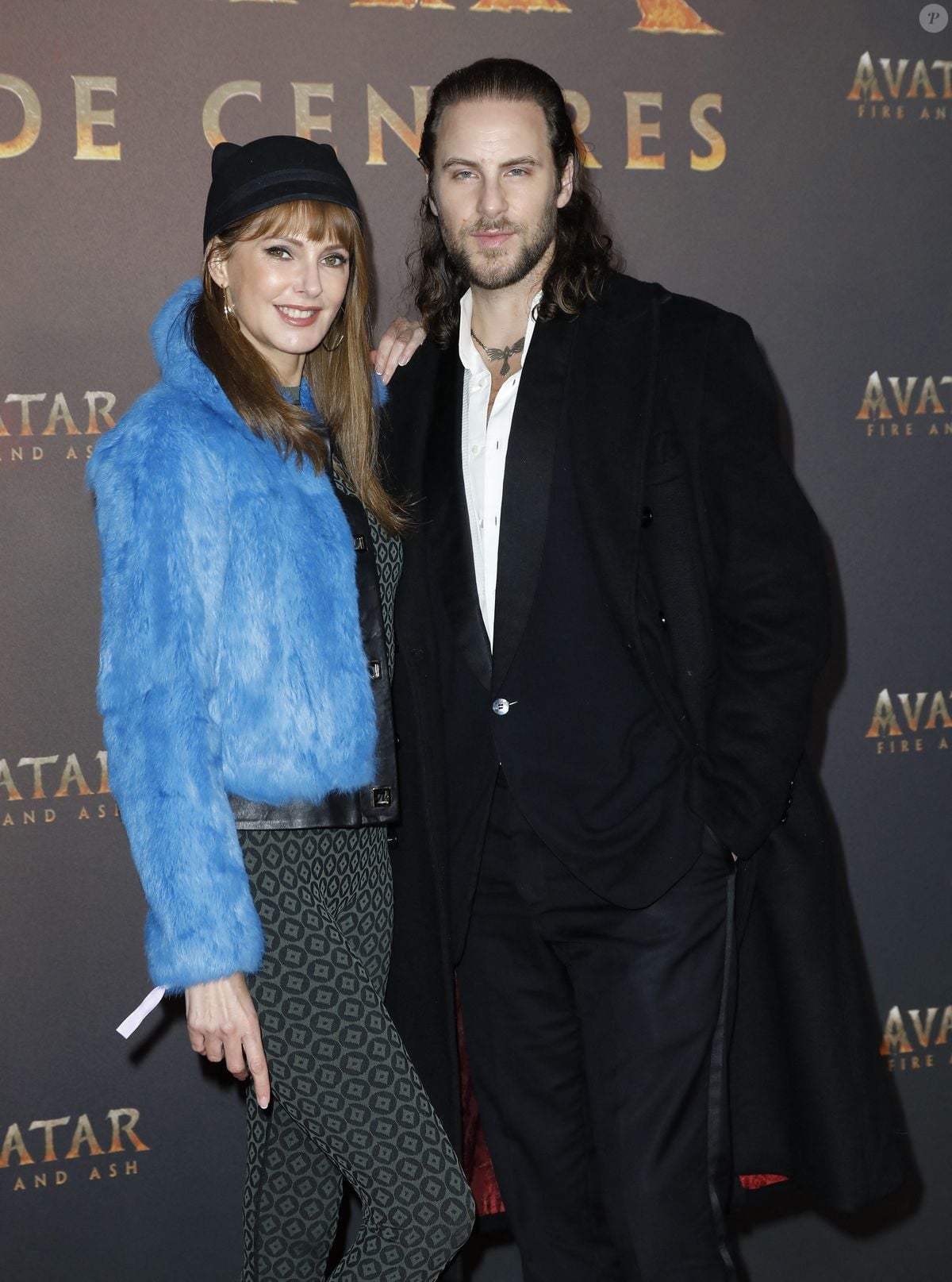 Photo : Fréderique Bel et un ami - Avant-première du film "Avatar ...