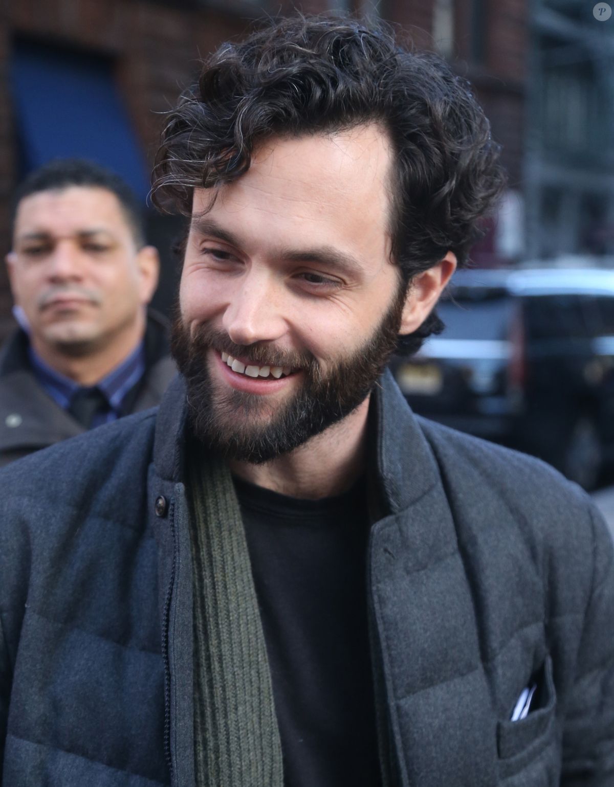 Photo : Penn Badgley profite à présent de son congé paternité. Penn ...